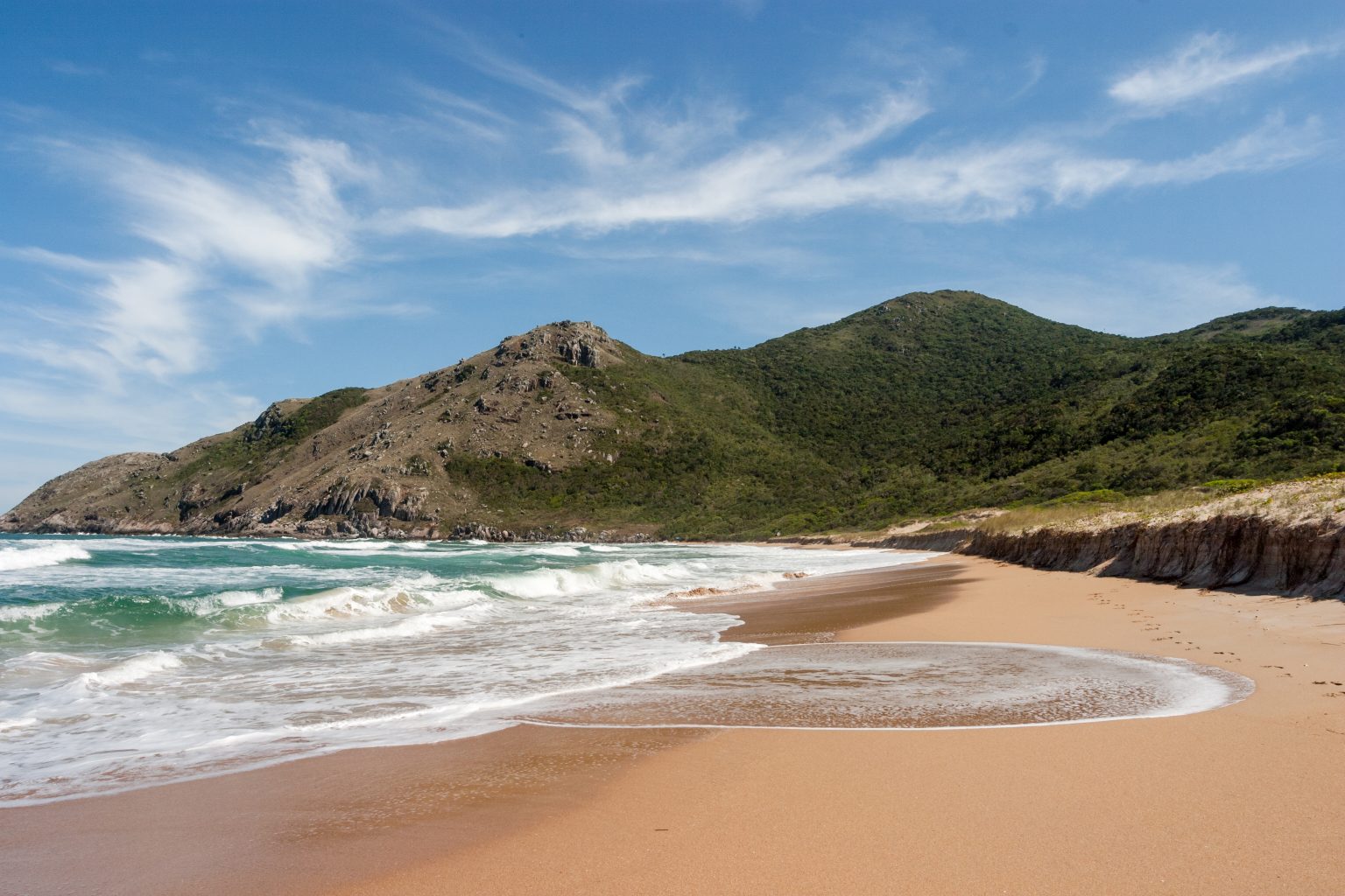 Conheça 7 praias belas e desertas no litoral brasileiro | Segue Viagem