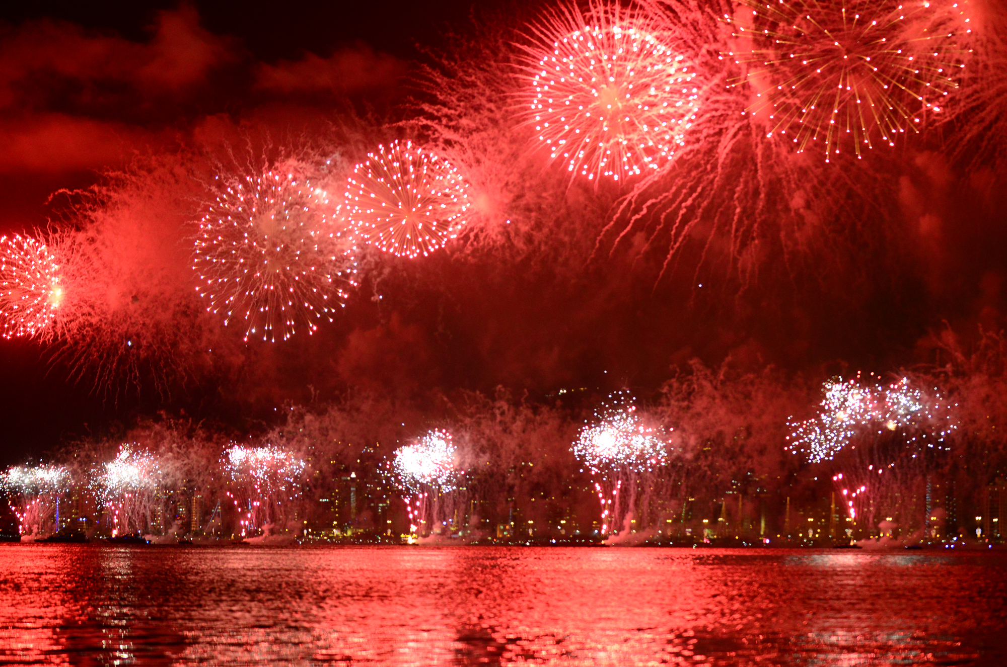 Festas para celebrar o Ano-Novo em Floripa | Segue Viagem