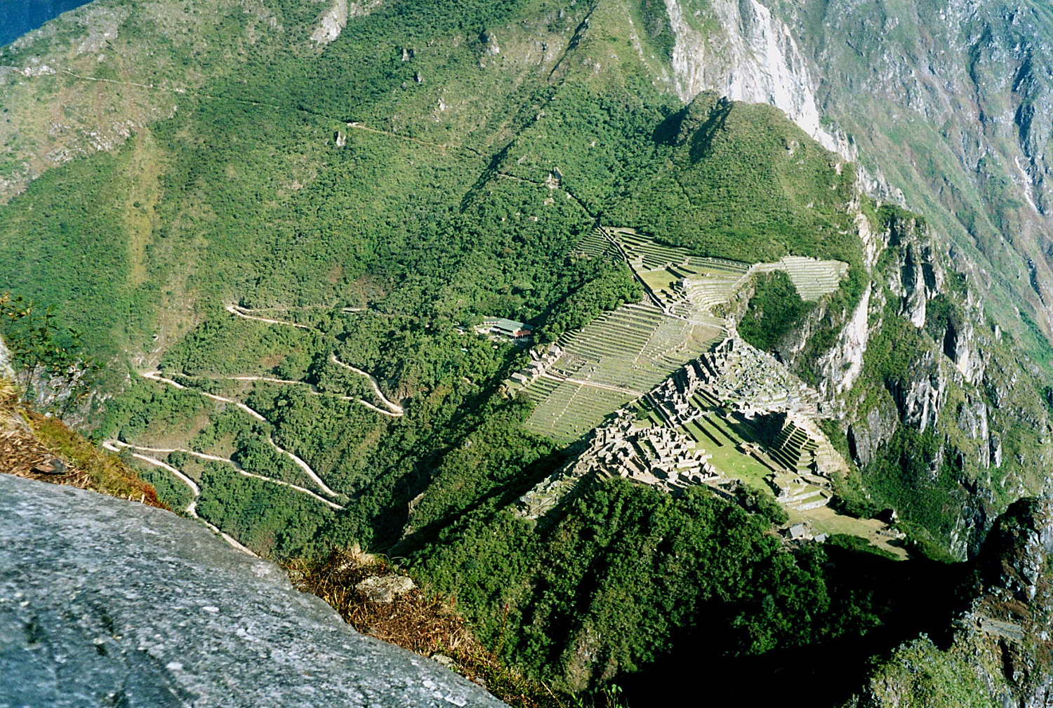 Machu_Picchu_seen_from_Huayna_Picchu Xauxa | Segue Viagem
