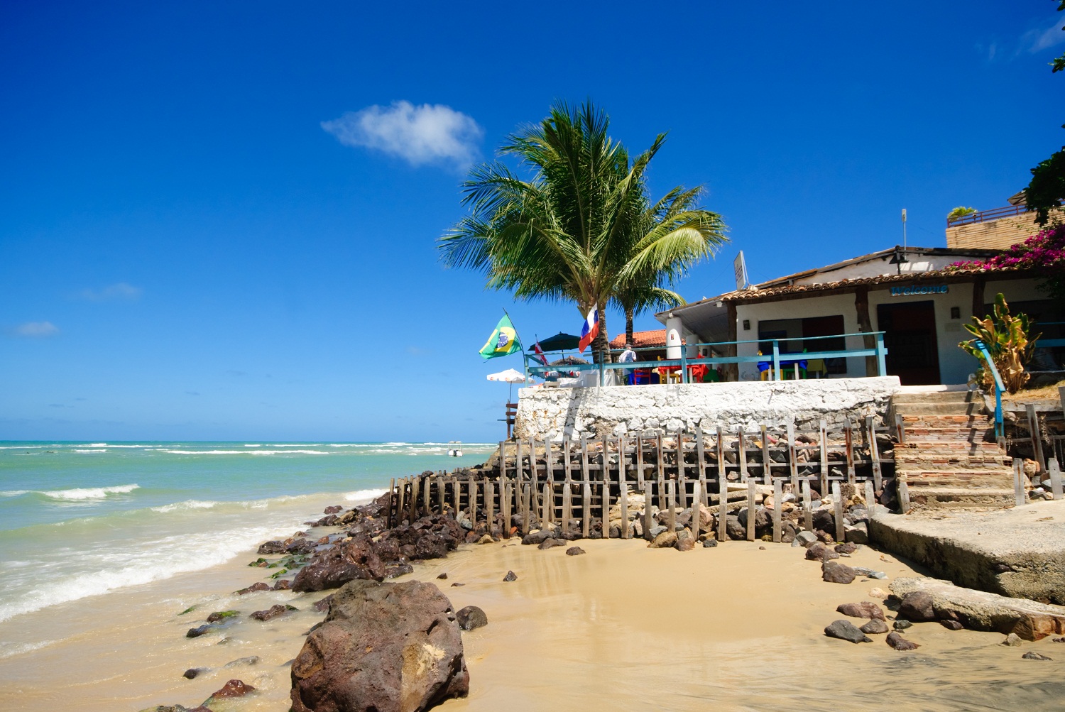 shutterstock_42517288_praia_pipa_natal | Segue Viagem