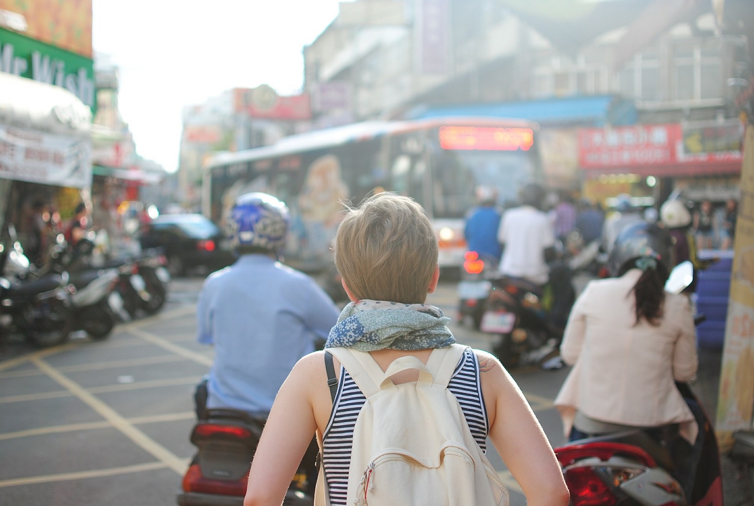 O guia da mulher aventureira: 7 dicas para viajar sozinha | Segue Viagem